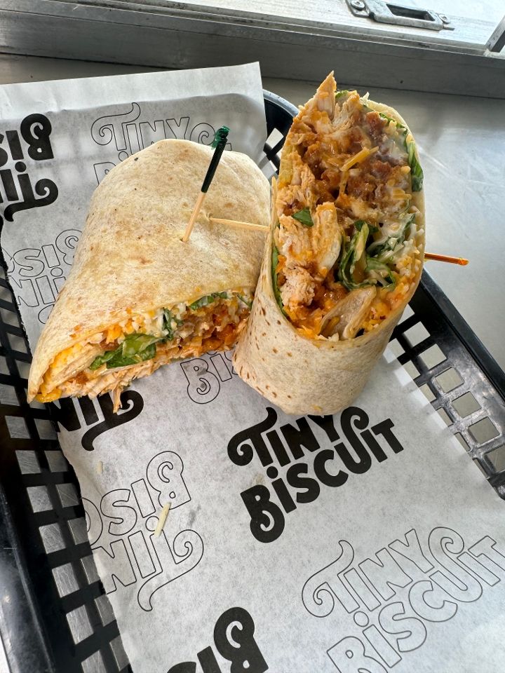 CLT - Bites & biscuit