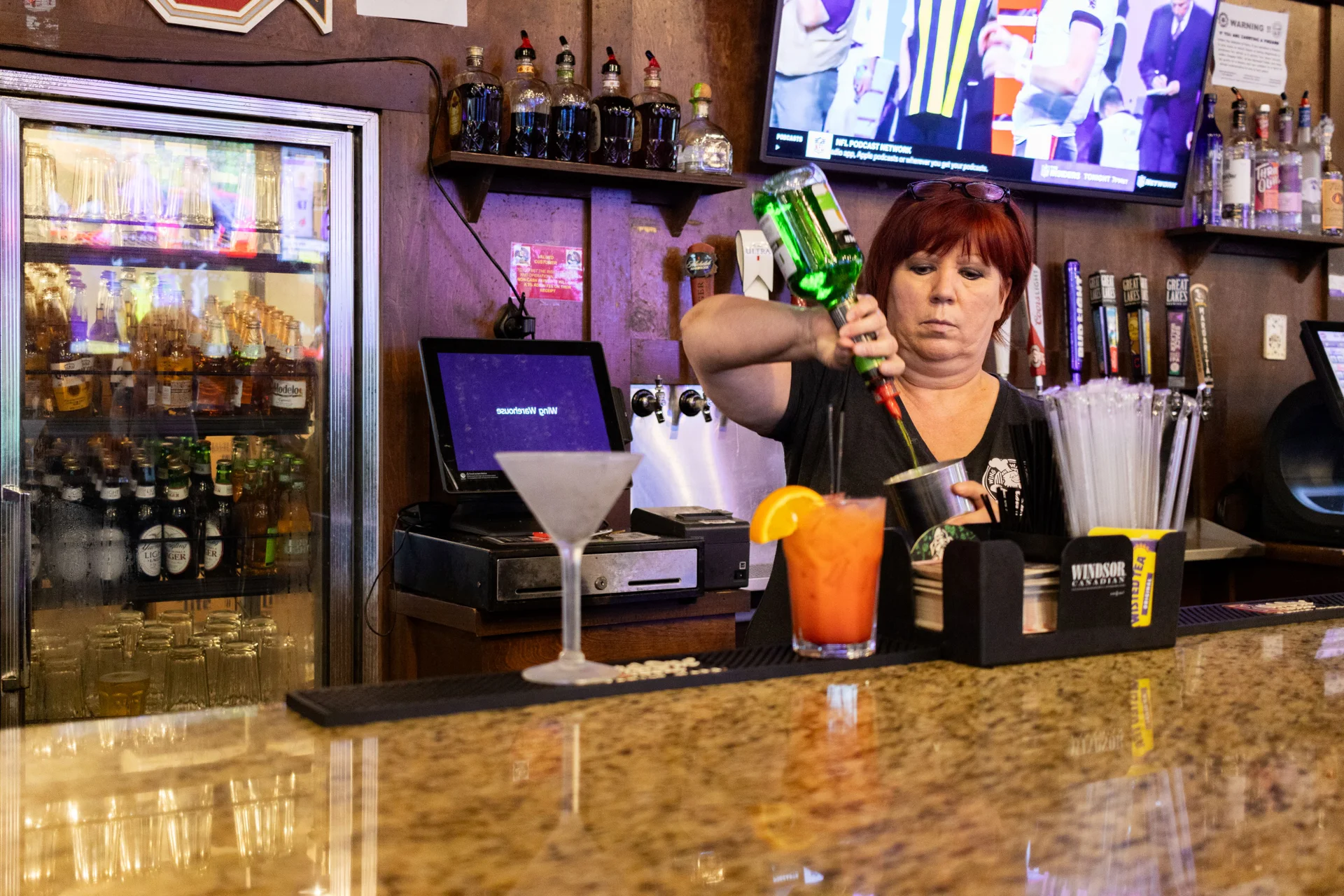 Sports Bars & Wings in the Akron, OH Metro Area