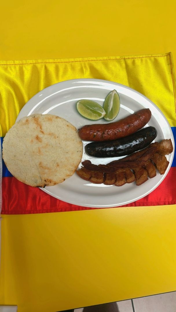 Q Hubo Pues Colombian Food - MENU EJECUTIVO CON SOBREMESA