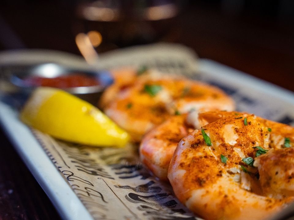 Max Gill & Grill - Red Velvet Cake