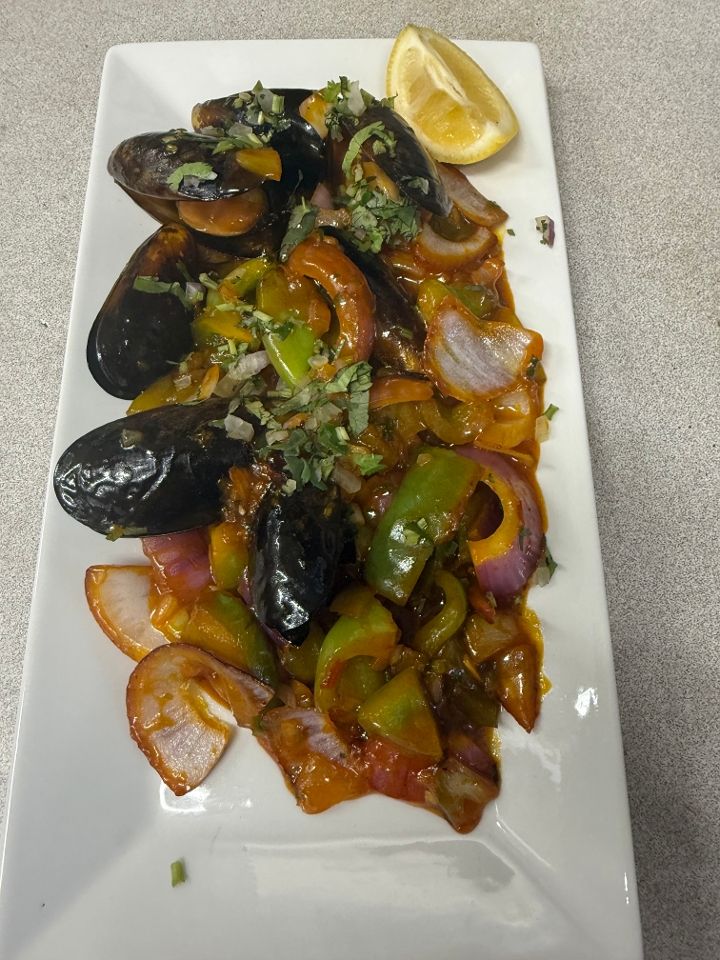 Johnnys Docks Seafood n Grill 1900 East D Street | Toast