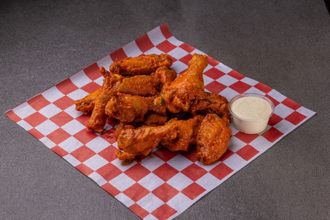 Halo DTLA - Hot Wings Dozen (12)