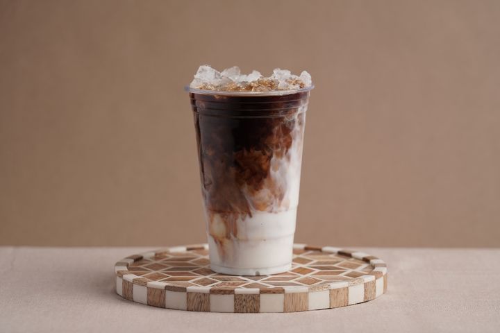 Keffiyeh Cafe 316 North Arch Road Suite B - Dubai Strawberries
