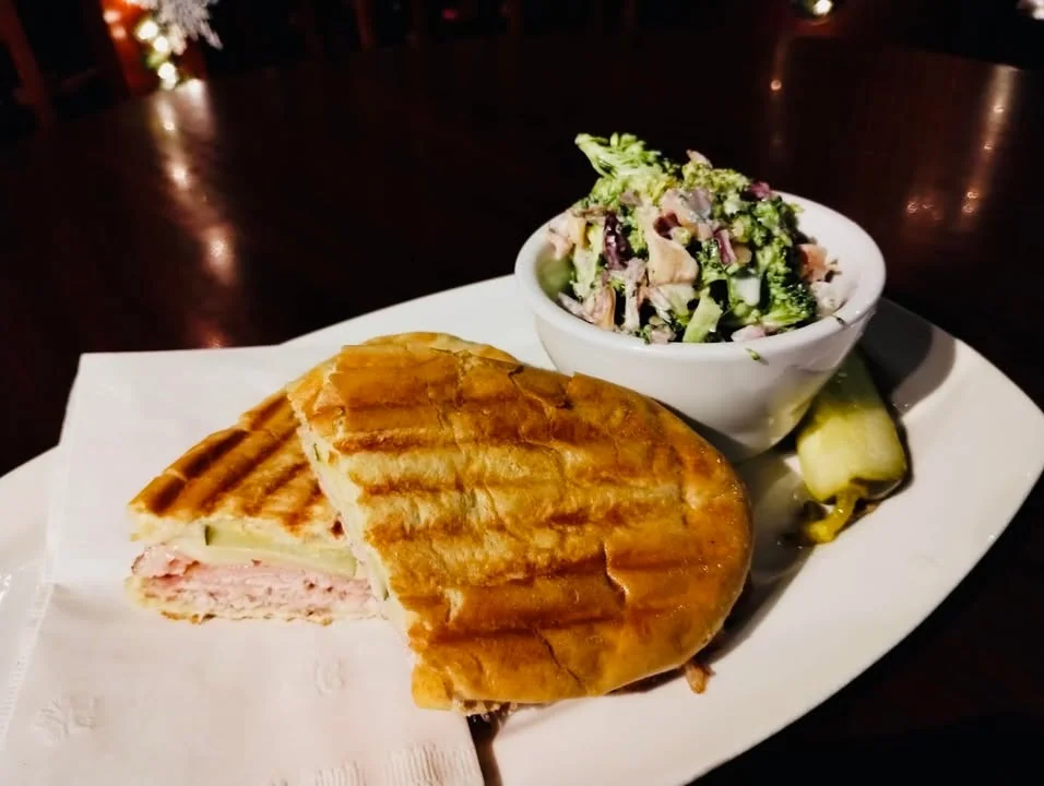 Cellar 19 Wine & Deli