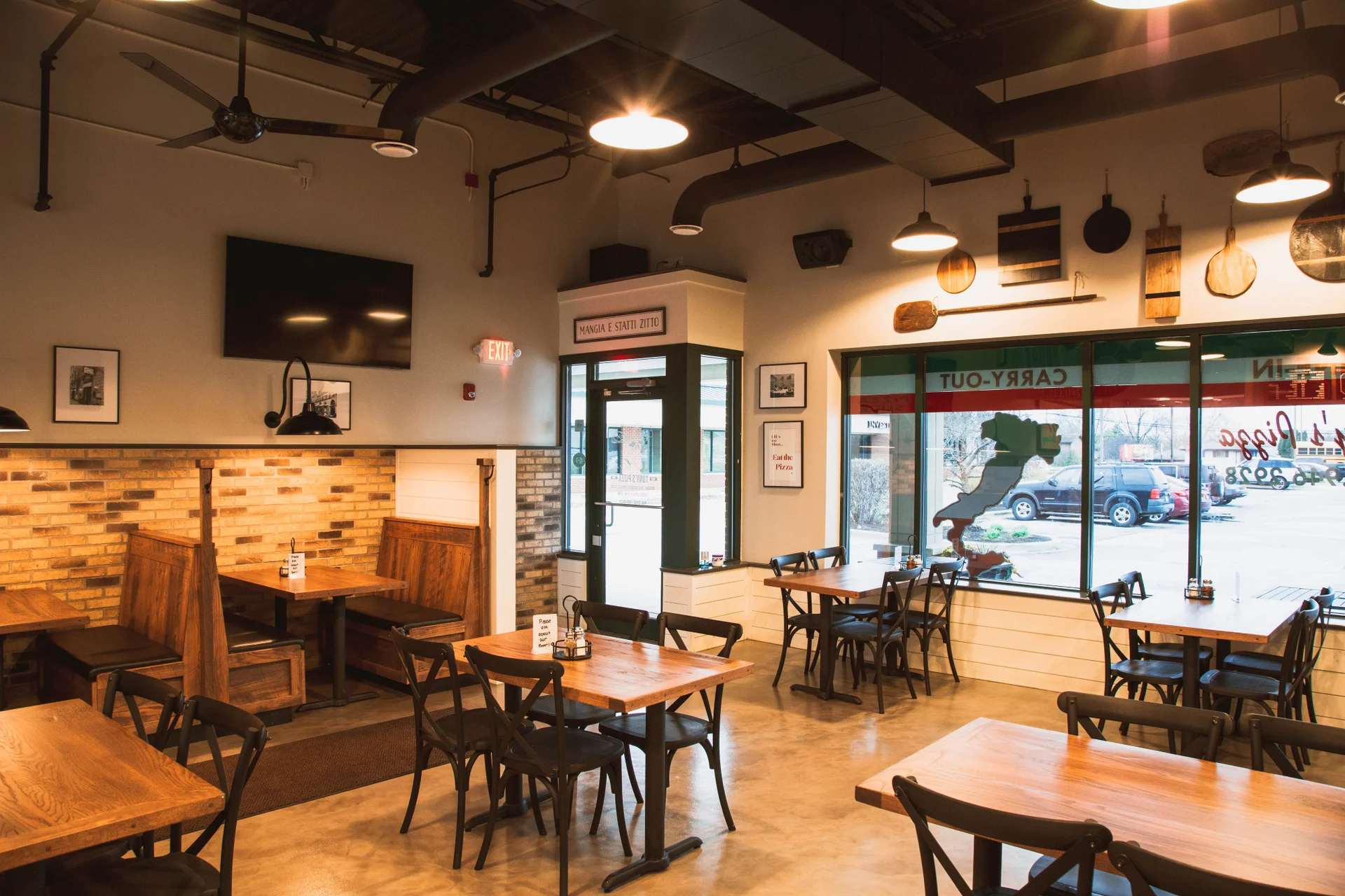 Italian Pizzeria in Beecher, IL & Chicago Southland