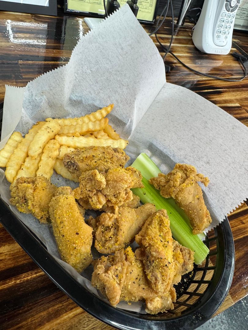 Rays Place 265 JONESBORO RD | Toast