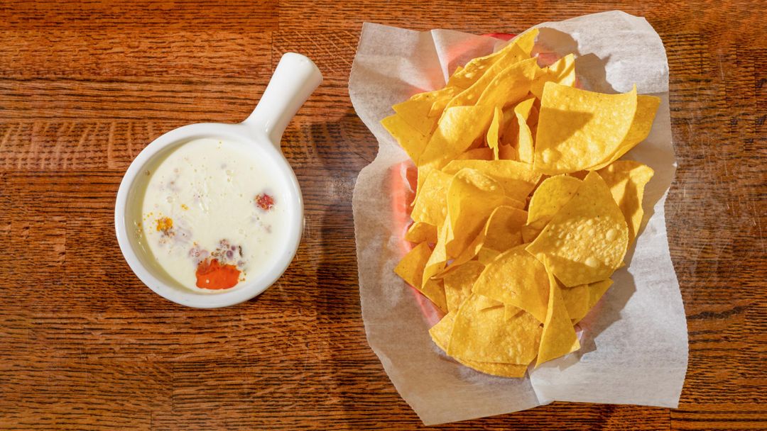 Compadres Grill VIII- Chesterland 8389 Mayfield Road - KIDS MOZZARELLAS
