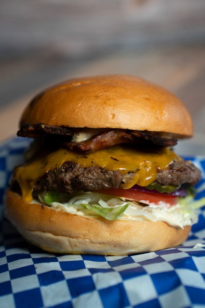 Machado Burgers Windsor | Toast
