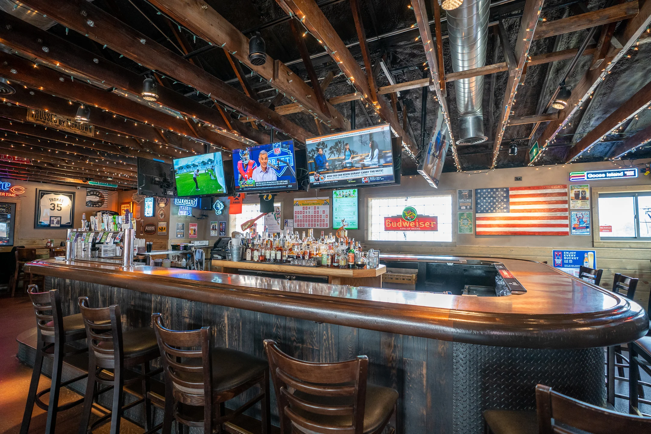 The Beacon Tap - Private Events | Des Plaines Private Events