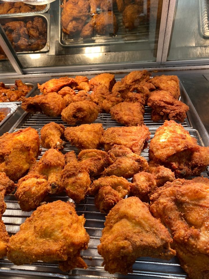 ShowCase Meats - 12 pc Mixed Bucket