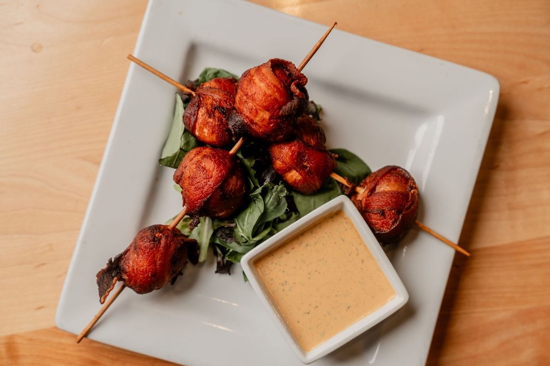 B-52 Burgers and Brew - Inver Grove - Quinn Huge