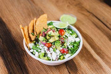 3176 N Broadway - Blackened Chicken Salad
