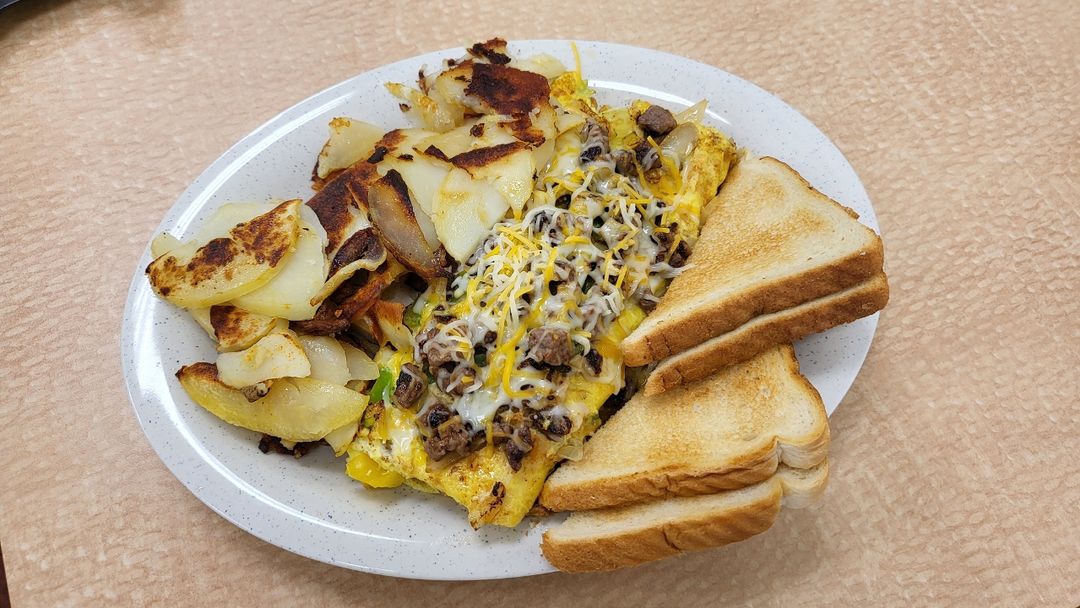 Roy's Breakfast and Lunch Cypress | Toast