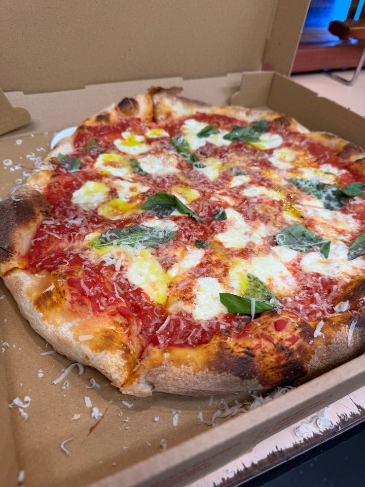 Frank's Pizza & Pasta | Toast
