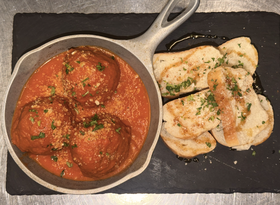 238 West Jefferson Street - Swiss Mushroom Cheeseburger