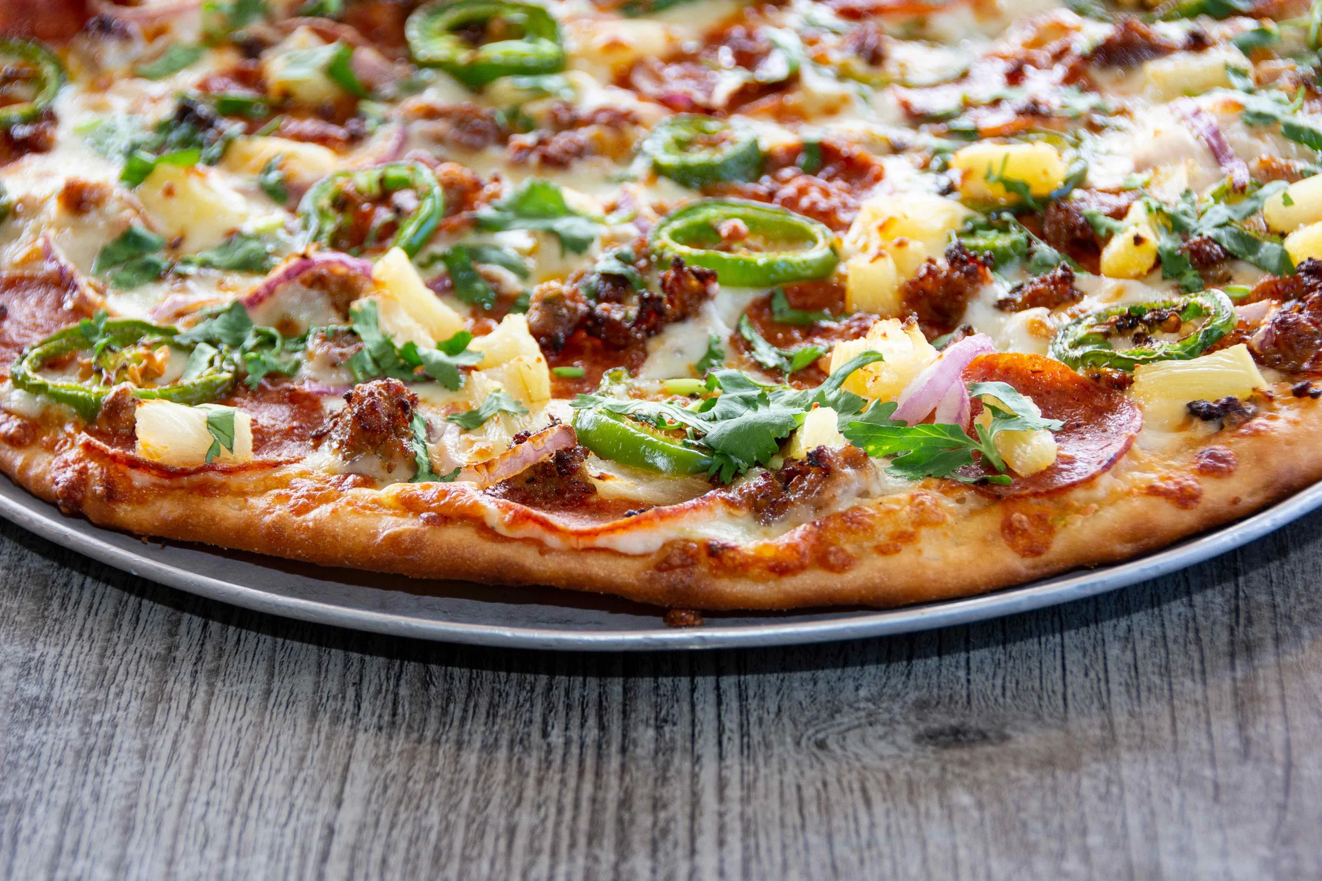 Wally's Pizza Bar - Latin Luau (Family)