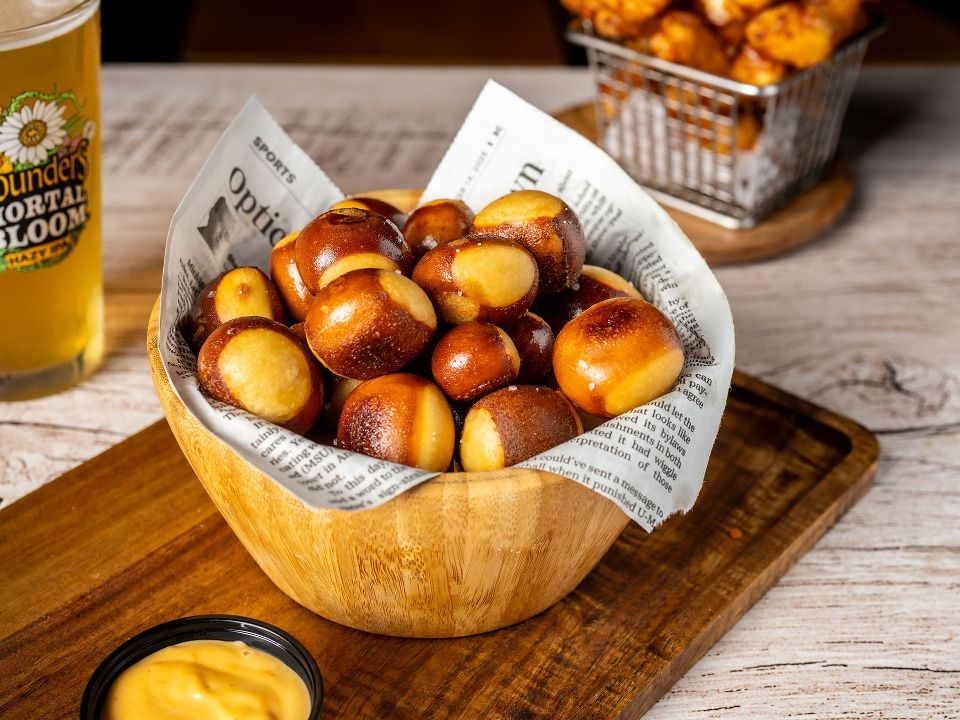 2415 N Ocean Ave - Singer Catch