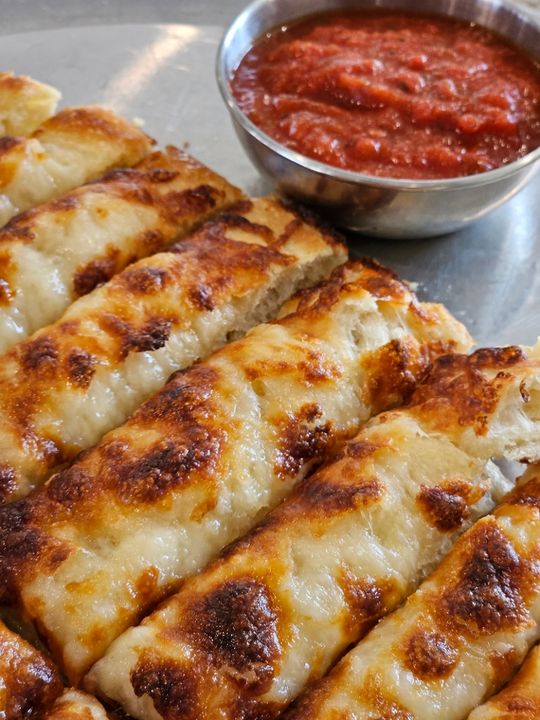 Olive's Pizza and Sandwiches - Ham, Brie and Apple Melt