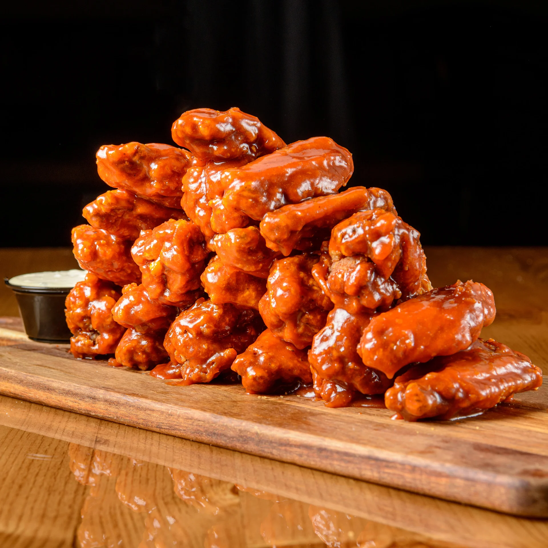 Wingnutz Buffalo - Barq's Root Beer