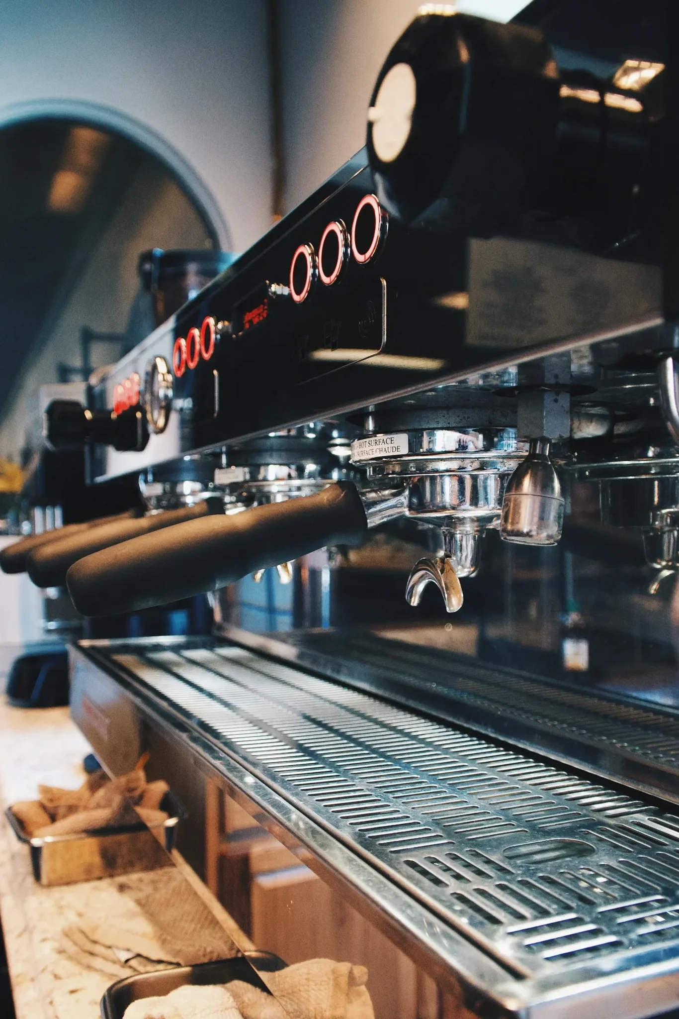 The River Coffee | Downtown Warsaw - Berry Bee Latte