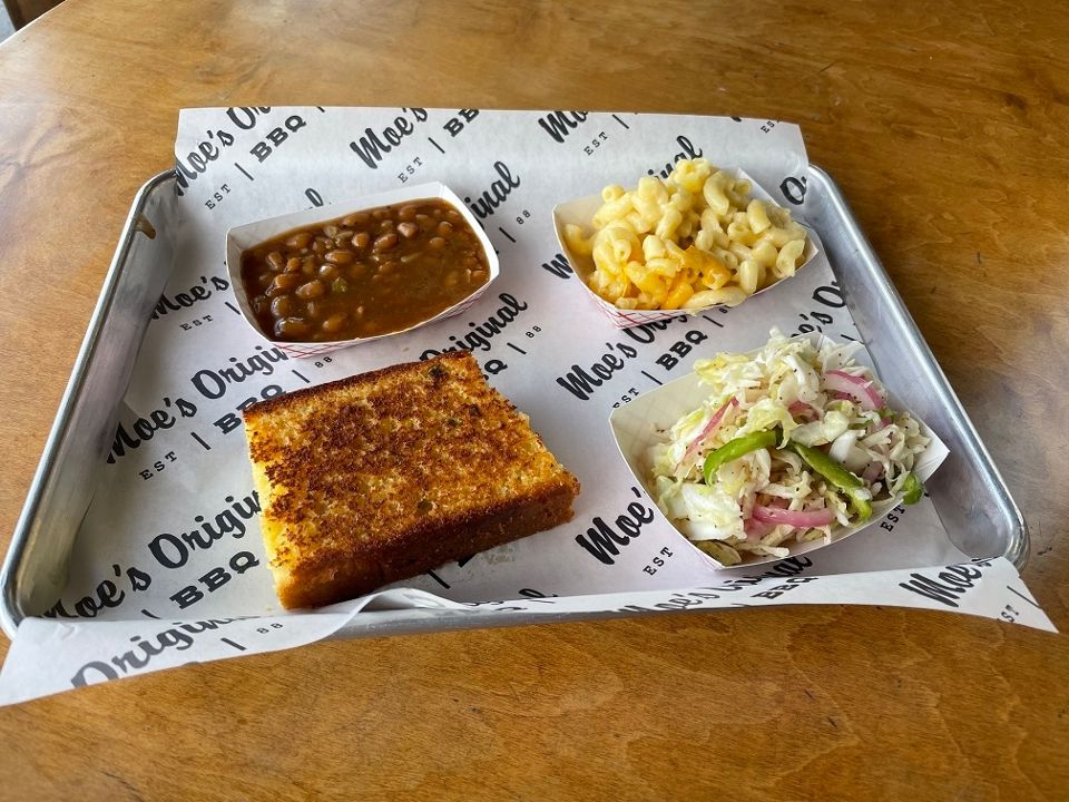 Moe's Original BBQ Scarborough - Ribs Platter, Large (6)