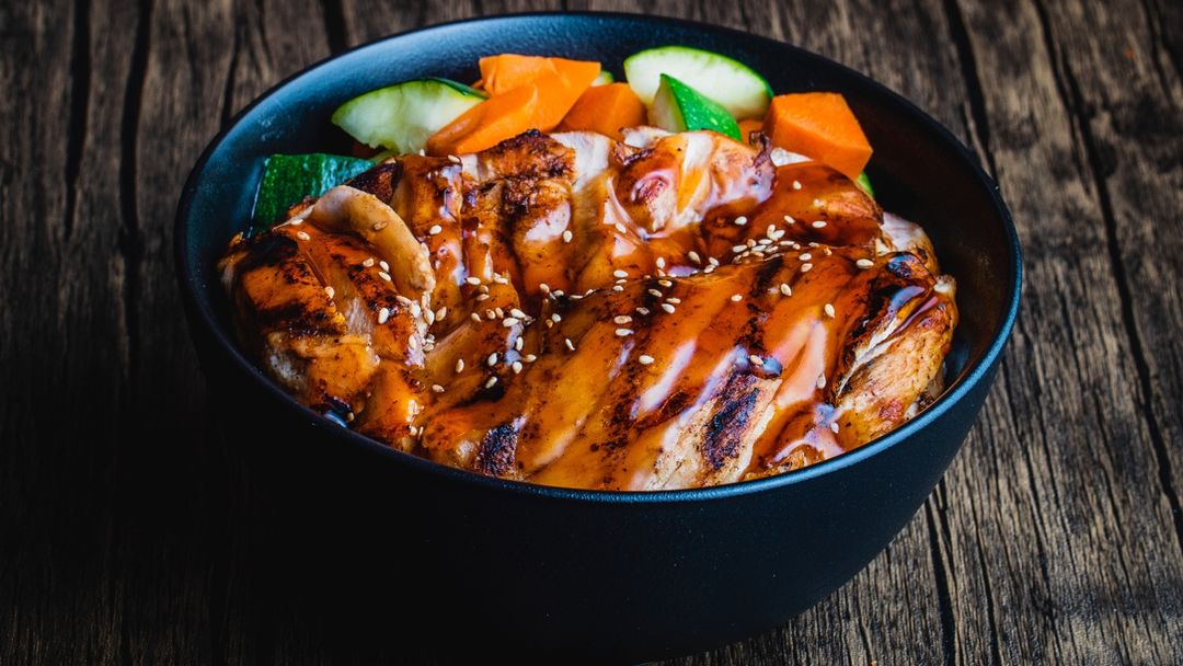 Bento & Noodles Eastlake 2275 Otay Lakes Road Suite 118 - California Roll