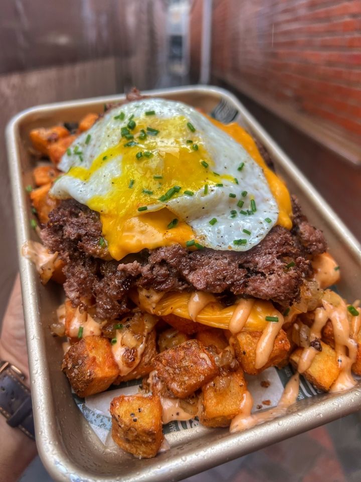 The Flats 427 Jefferson Street - 16 Single Smash + 8 Fries Box