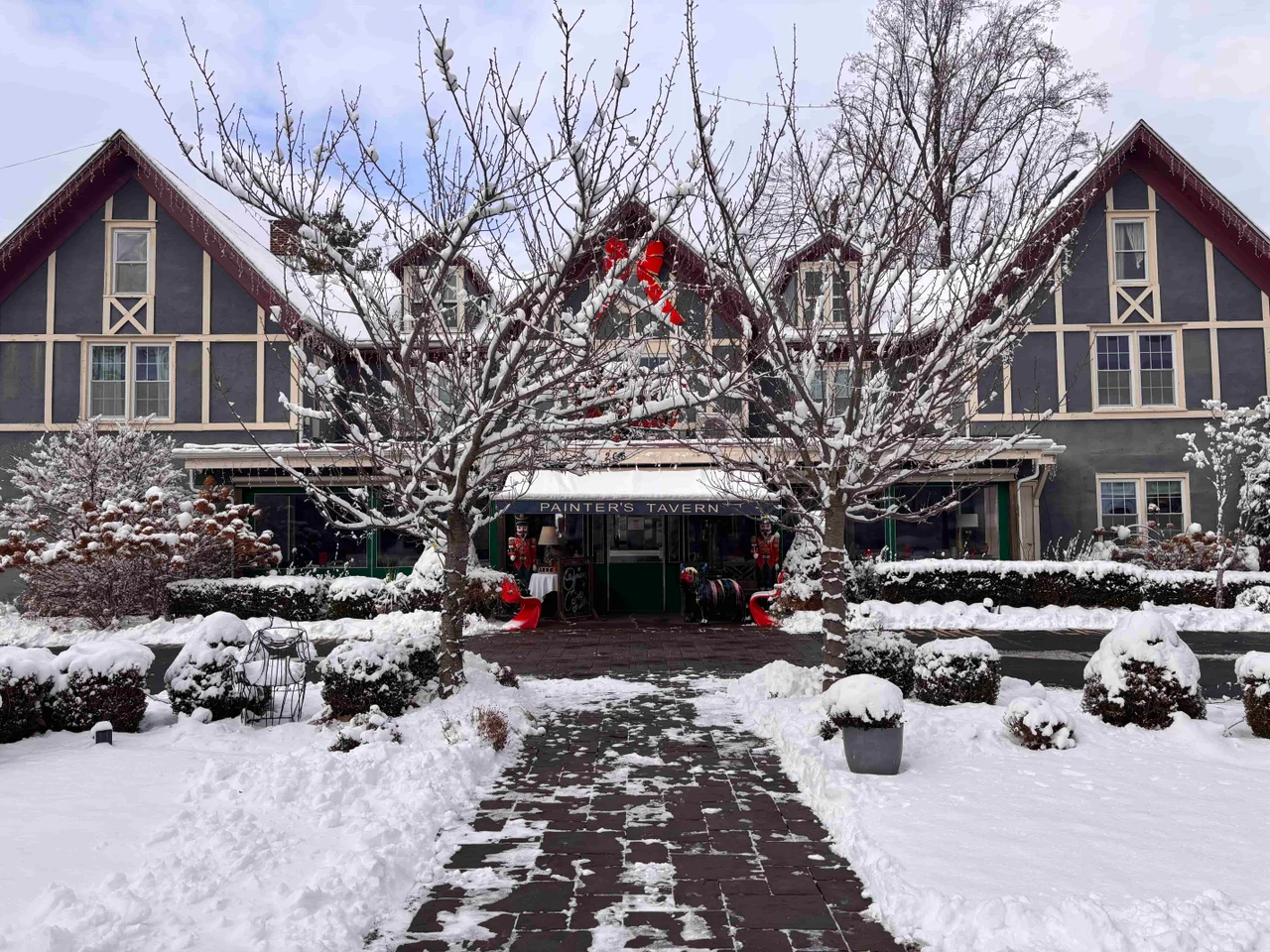 266 Hudson st - Honey Mustard