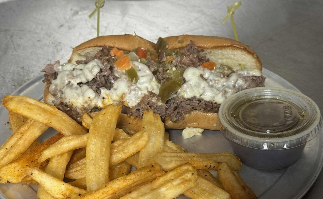 Dunks Bar & Grill 510 Chicago Avenue | Toast