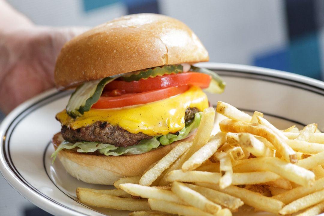 Burlingame - $15 Cheeseburger Day