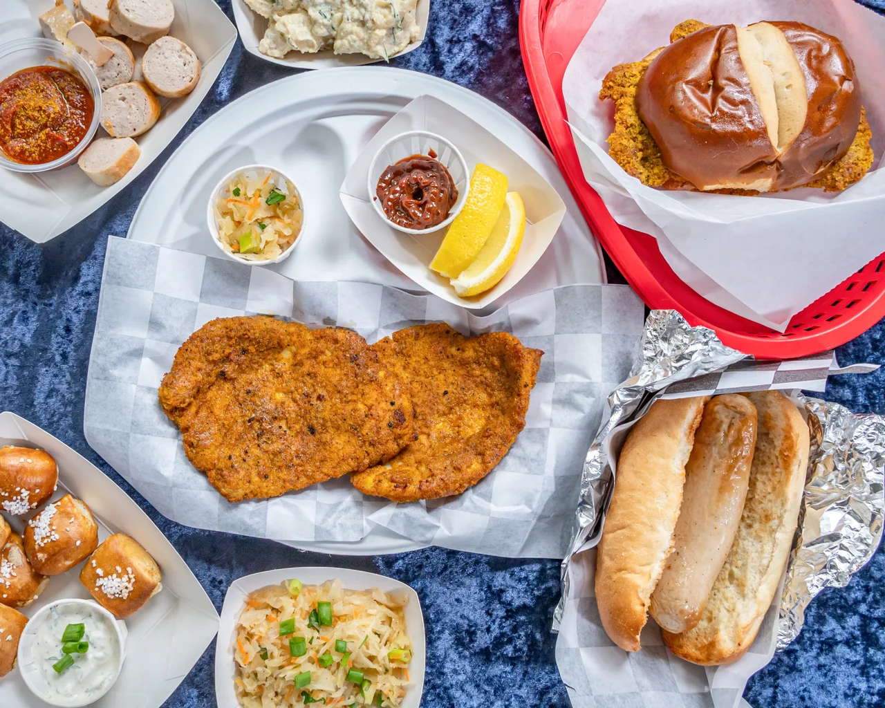 Pewaukee Village - WI Gold Tallow 24oz