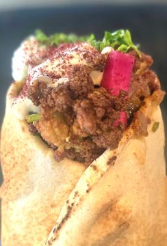 Shesh Besh Grill - kafta istanbouli skewer
