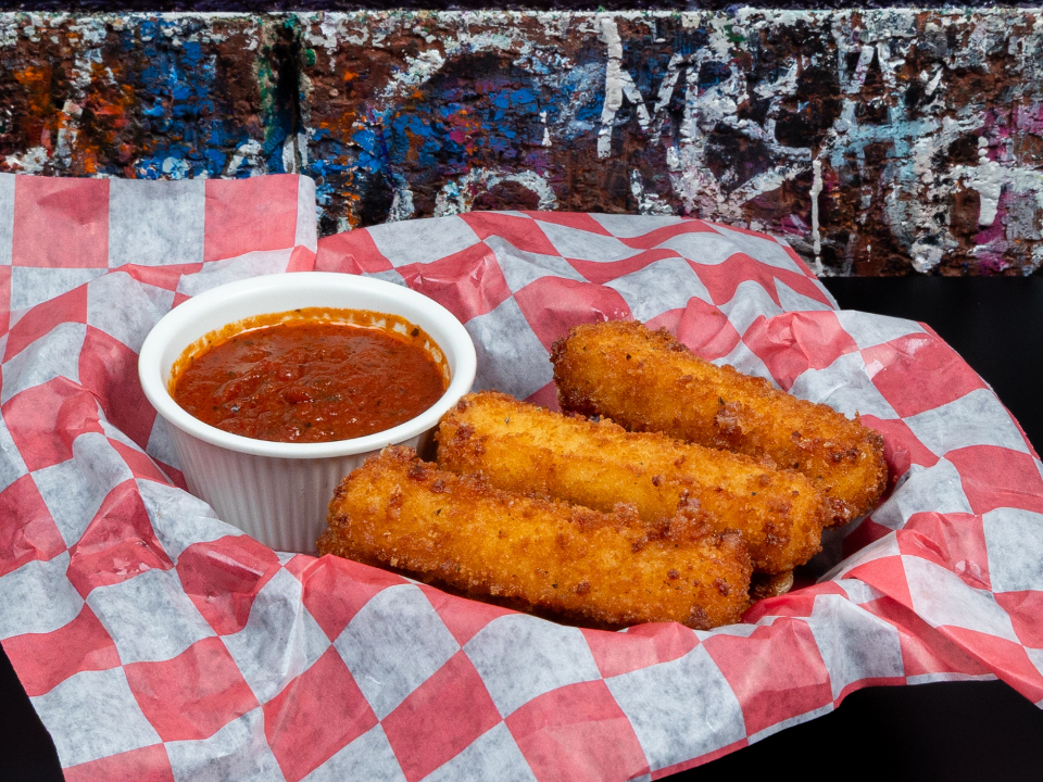 The Original Gino's East of Chicago Gino’s East Magnificent Mile ...