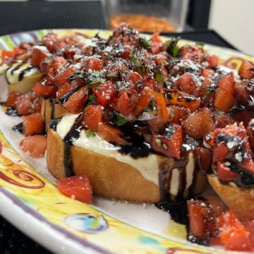 1711 Lebanon road - M - Chicken Bacon Ranch Pizza