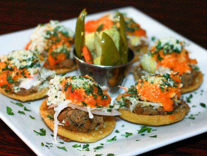 garnachas enchiladas guatemaltecas