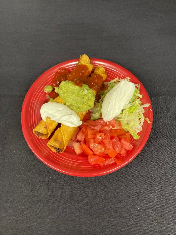 Hermanos - Concord 11 Hills Avenue - Taco Salad w/ Chorizo