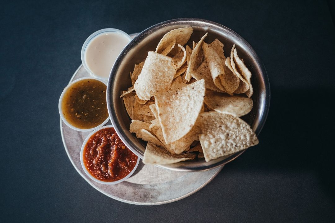 1443 Fm 1463 - Chicken and Waffles