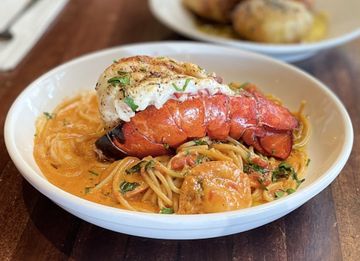 Baked Lobster Tail | Tomatina