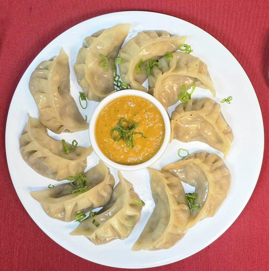 Veg MoMo | Curry Cowboys