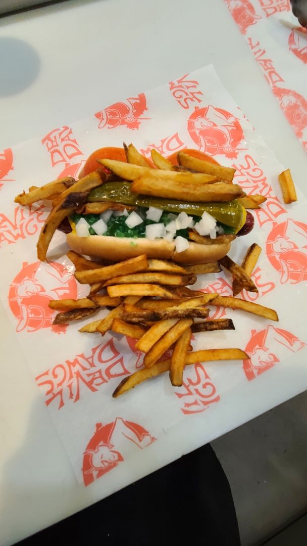 Devil Dawgs Rush St - 12 Pc Strips w/ Fries, S&P