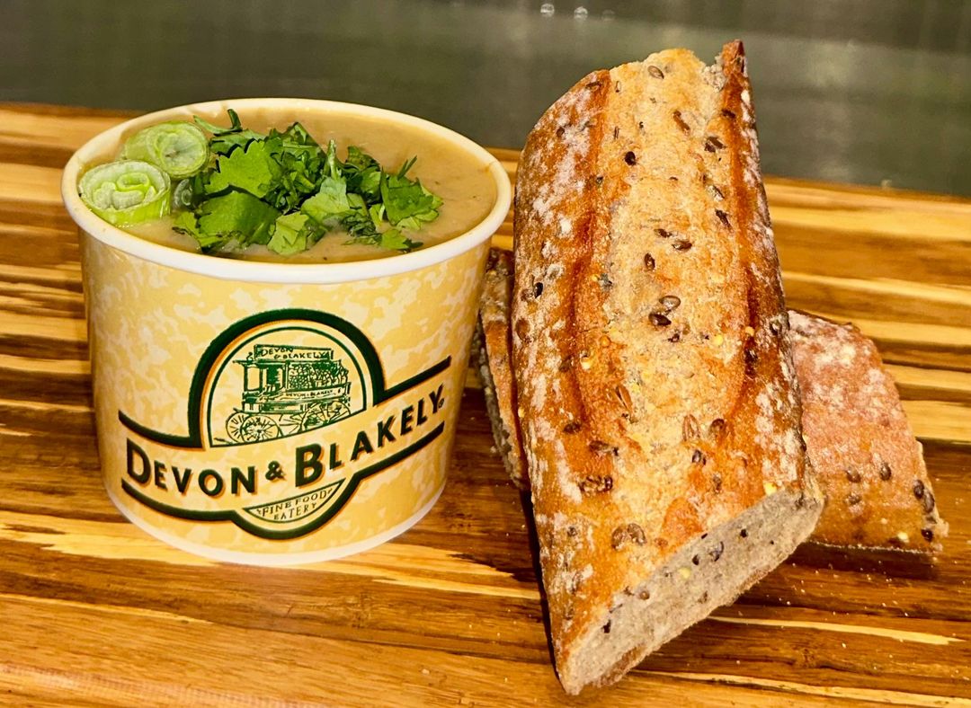 Devon and Blakely - 1801 Market ST - DB Sandwich Lunch Box