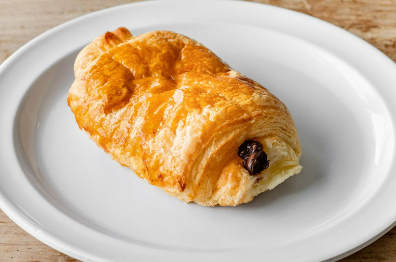 Paris Bakery Monterey - NEW 271 Bonifacio Place - Mini Pastry (Snowman)