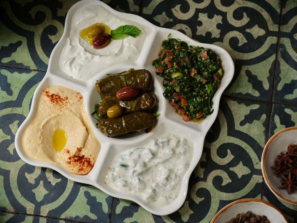 LA - Fresh Vegetables Plate