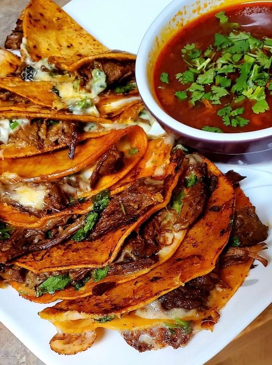 La Marmota Supermarket - Orden Birria Tacos / Birria Tacos Order