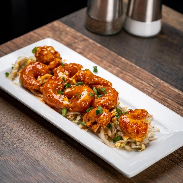 Shakers Good Eats & Ale 8142 East Southport Road - Sprite, Kids