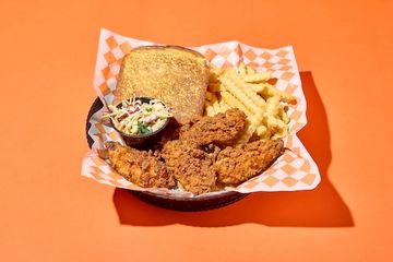 Minnie Bird - Schaumburg | Toast