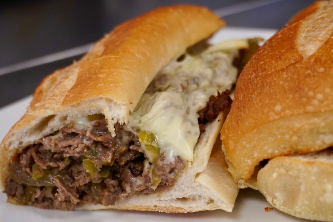 The Avenue - Berlin | Toast