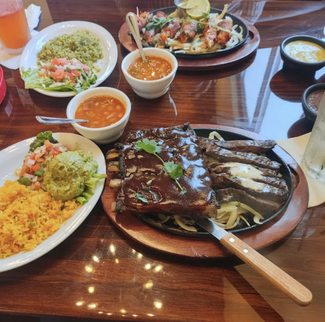 Tavo's Mexican Grill