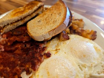 Canal View - Cajun Shrimp Salad