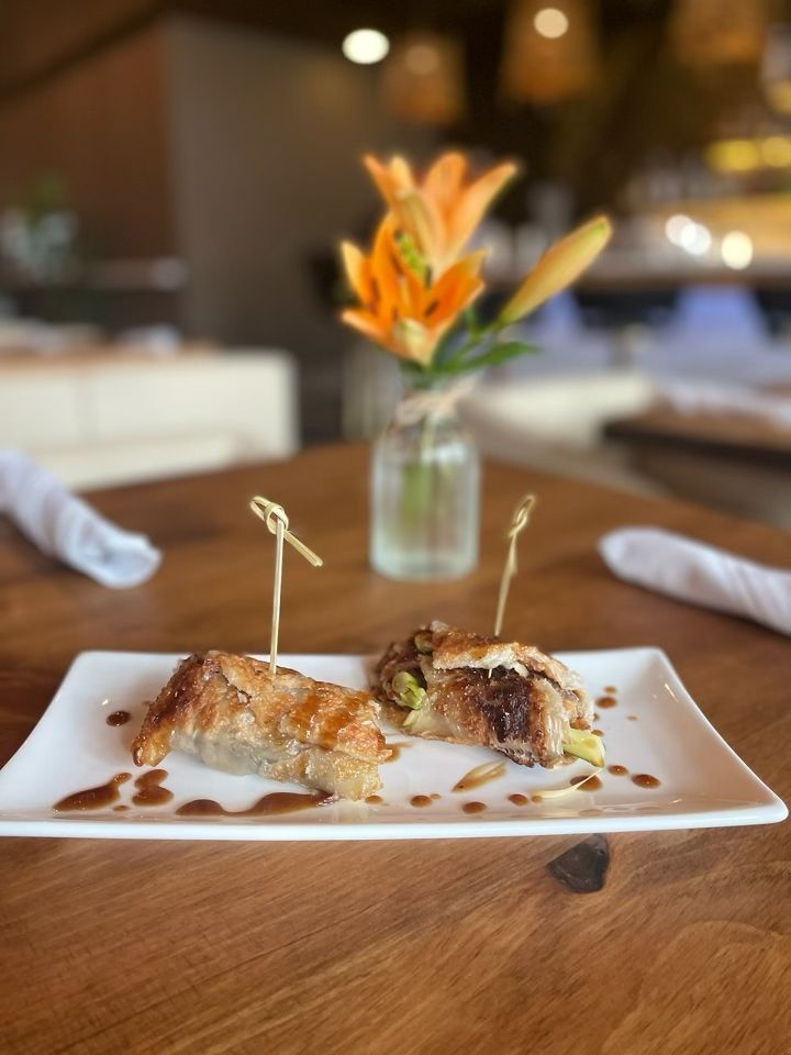 Sakhuu Thai - Plano | Toast